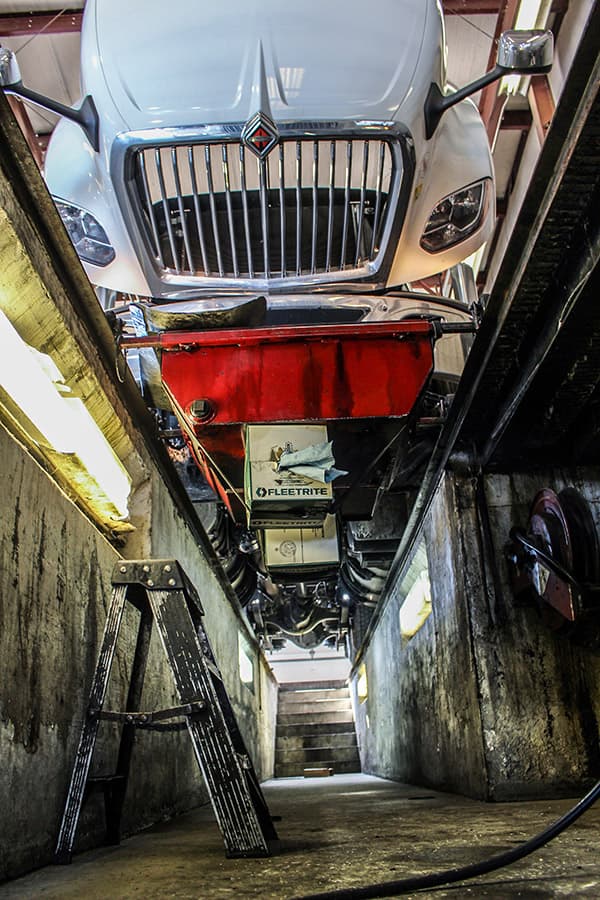 Benefits of Flatbed Jobs | Huff & Puff Trucking